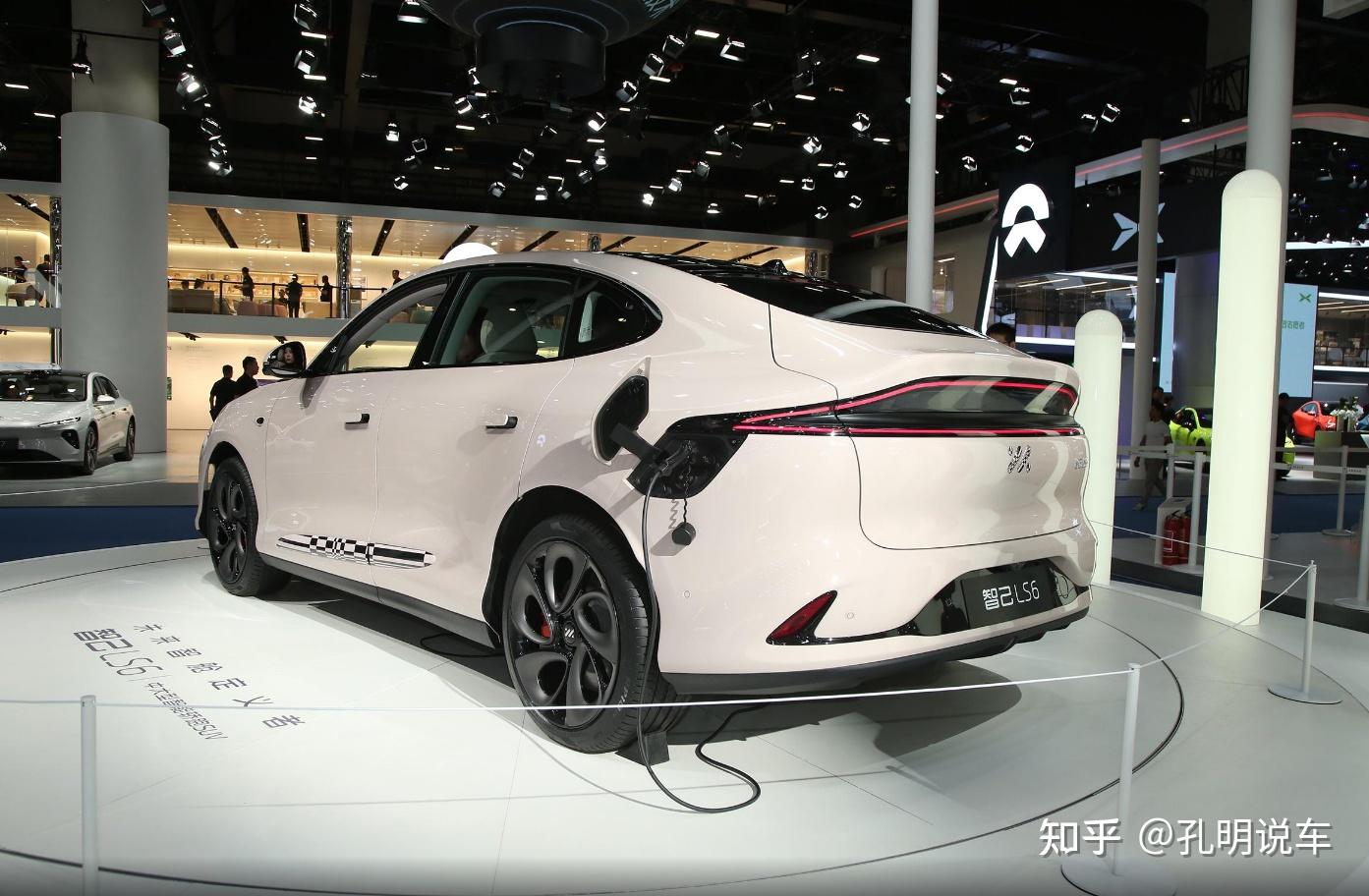 中大型SUV智己LS6开卷，起步“权益价”21.49万，配置是真的高 - 知乎