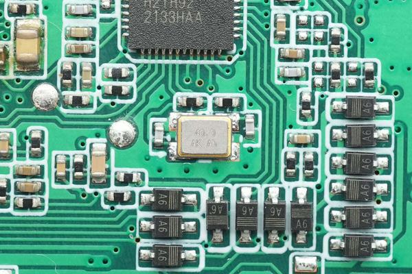 拆解报告：哈弗酷狗前装50W车载无线充电模块 - 知乎