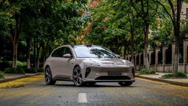 试驾完蔚来ET5T，我的脸被打的啪啪响 - 知乎