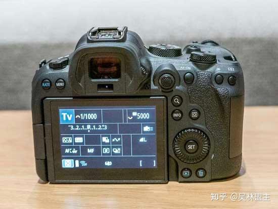 初步预算3w以内，索尼a7m4和佳能r6 mark2怎么选择？