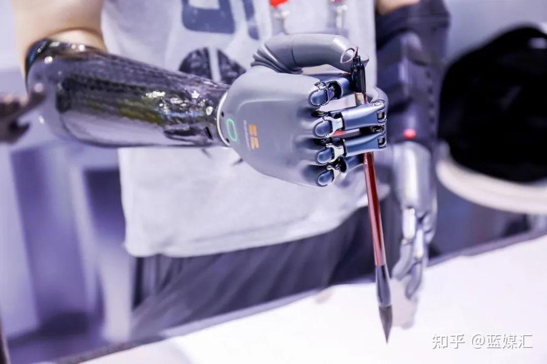 对话BrainCo强脑科技：科幻世界的机械义肢，正在走进现实 - 知乎