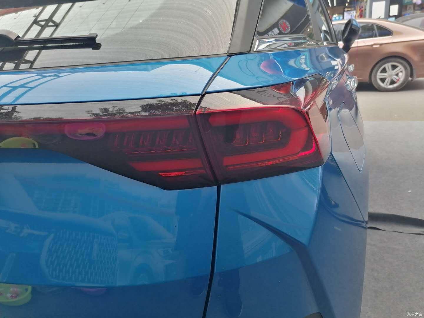 一汽奔腾T77PRO到店实拍 新增1.5T动力 配置升级哪款值得购买？ - 知乎