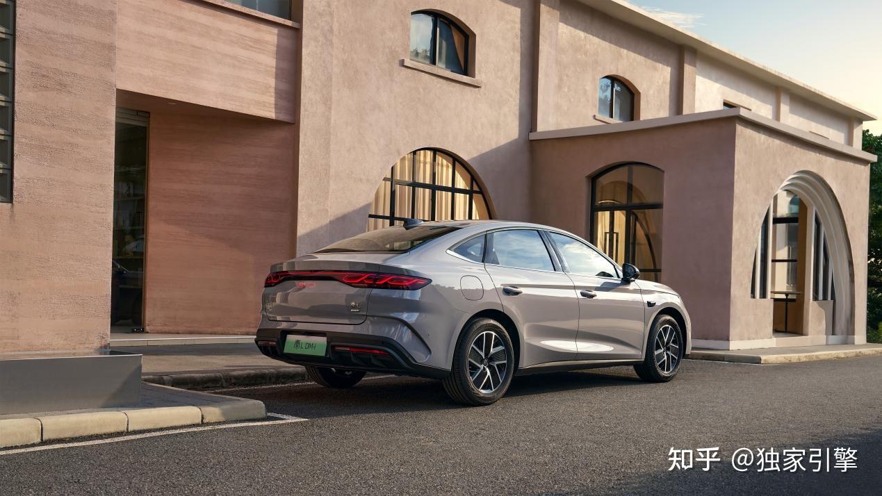 亏电油耗2.79L/100km！9.68万起的2026款秦L DM-i“杀疯了” - 知乎