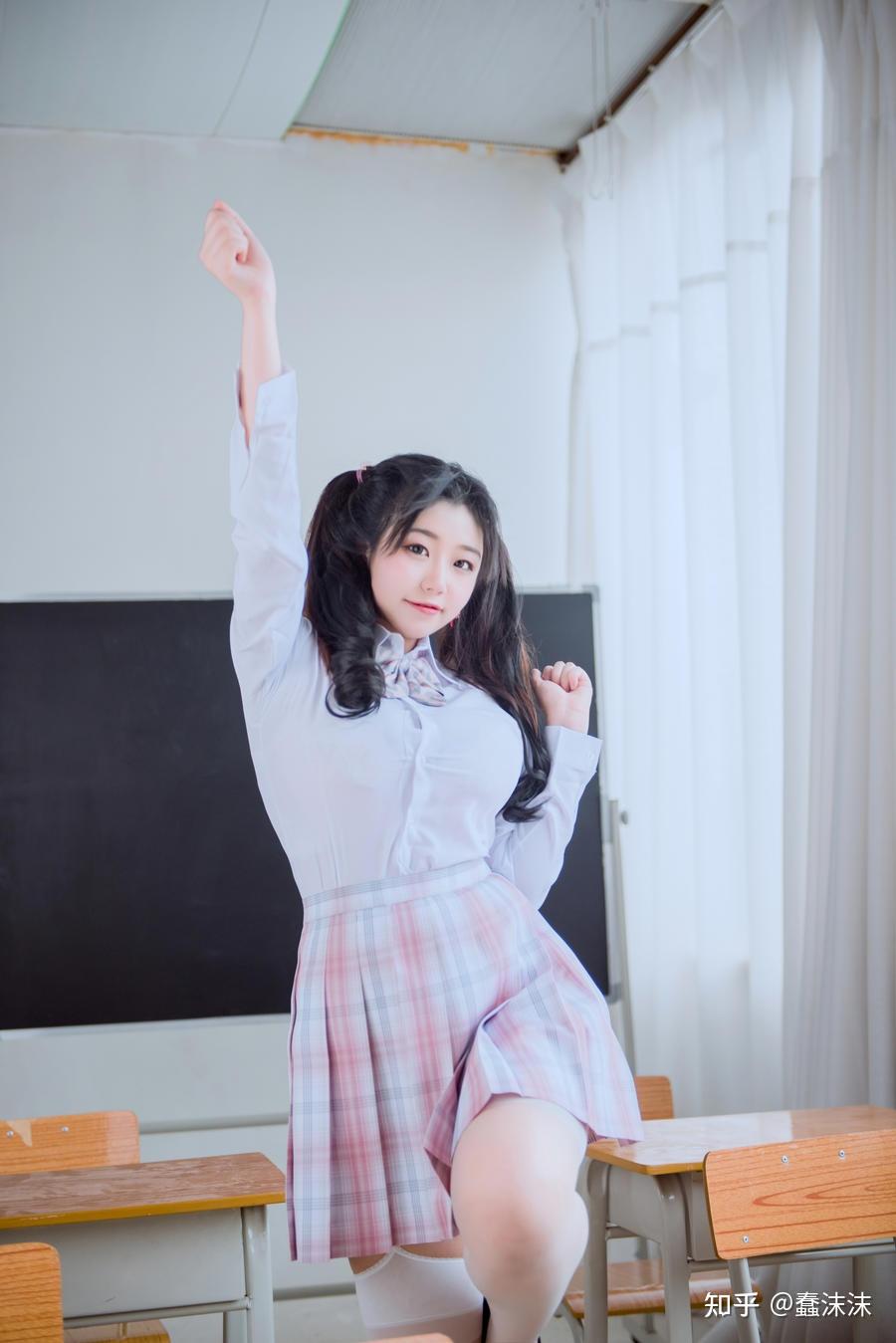 穆零Mu0写真合集cos图片:老师学生 免费在线看图 - 知乎