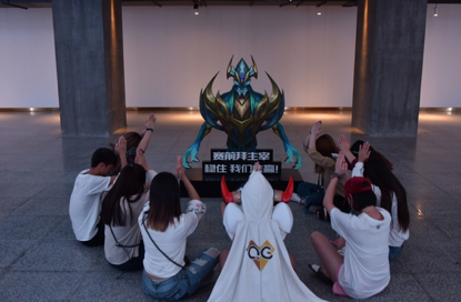 王者荣耀KPL观赛丨 QGhappy终结黑马RNG.M，胜利全靠拜主宰？ - 知乎