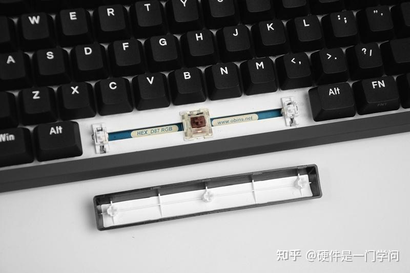 HEXCORE D87 RGB机械键盘：灯光炫酷、用料扎实 - 知乎