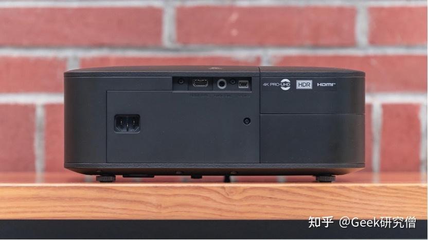 高端 4K 灯泡投影机到底有多强，爱普生 CH-TW6280T 测评详解告诉你 - 知乎