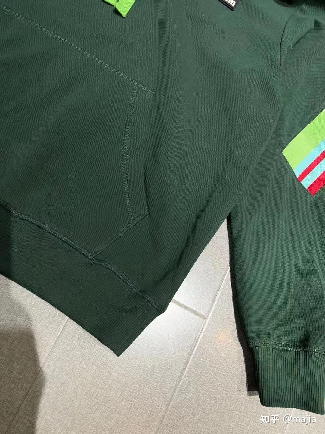 斐乐FILA X FACETASM 联名解构风 22年春秋款 潮流运动 女士 连帽卫衣 - 知乎