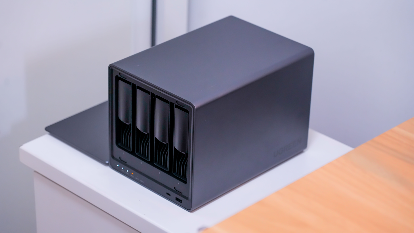 新品NAS，最强4盘位丨绿联DX4600 Pro到底能冲吗？实测上手告诉你 - 知乎