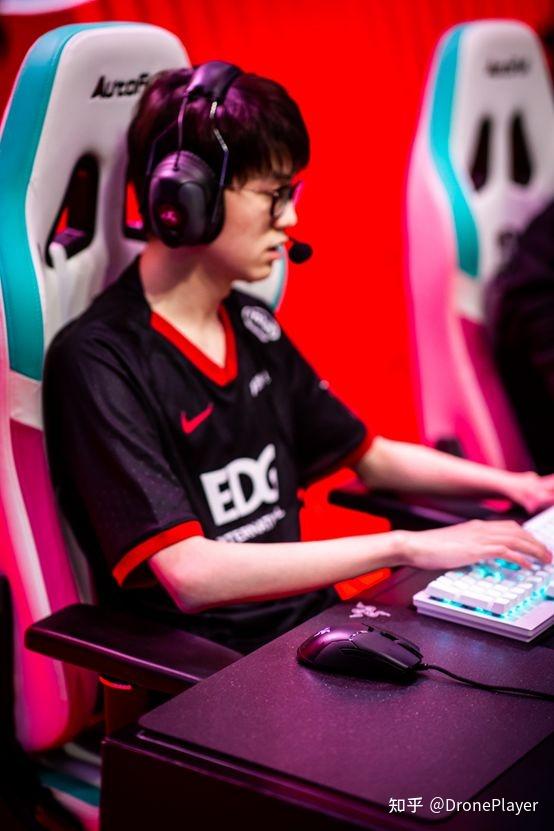 EDG vs DK 英雄联盟S11夺冠! 冠军的EDG外设装备曝光：耳机、键盘、鼠标... - 知乎