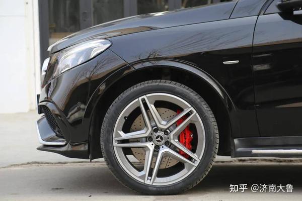 奔驰GLE升级GLE63包围+21寸轮毂+AMG刹车卡钳+内饰板带氛围灯+全车脚垫等 - 知乎