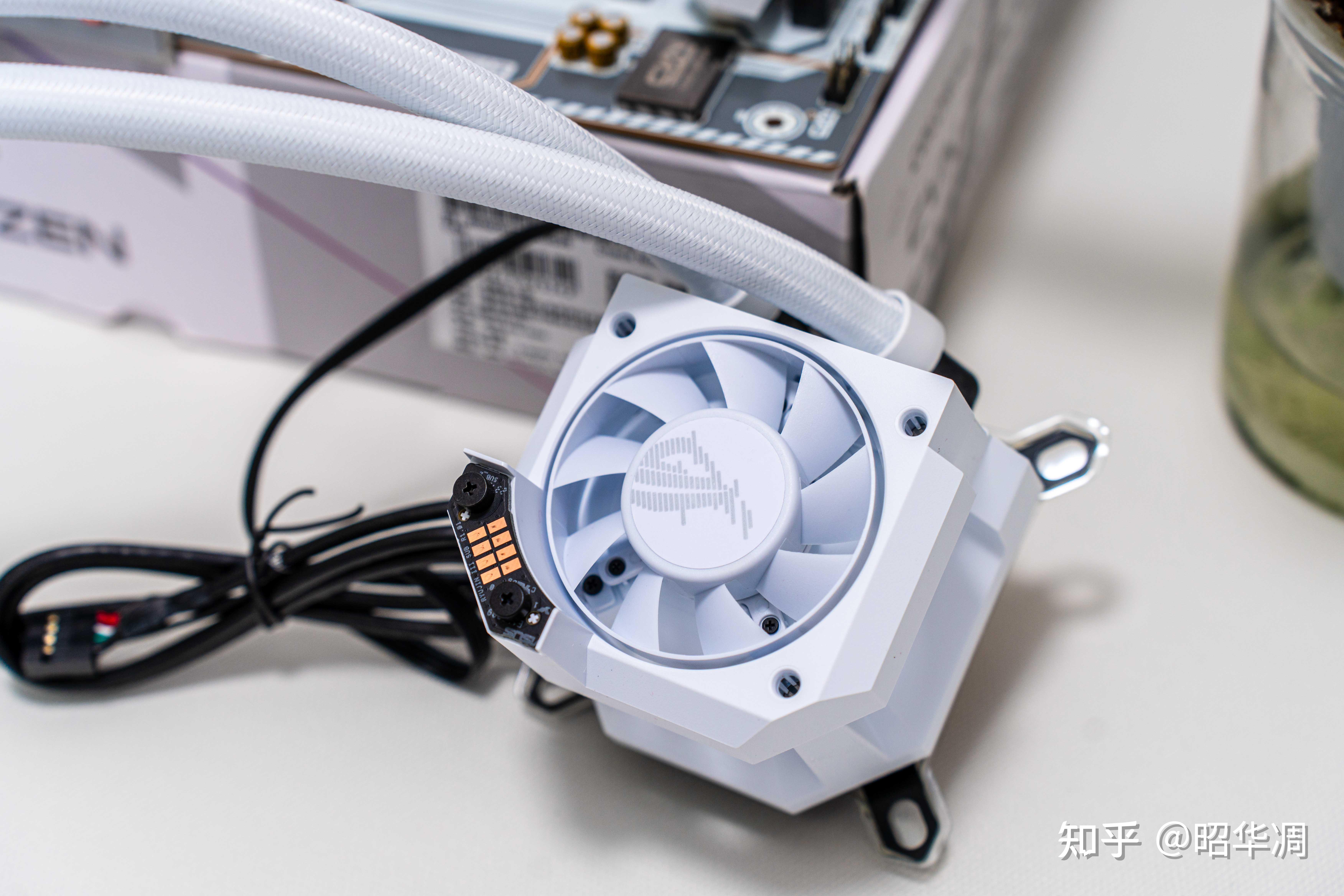 【首发测评】丨14700K！这可能是 Intel 14代 酷睿最良心的型号 - 知乎