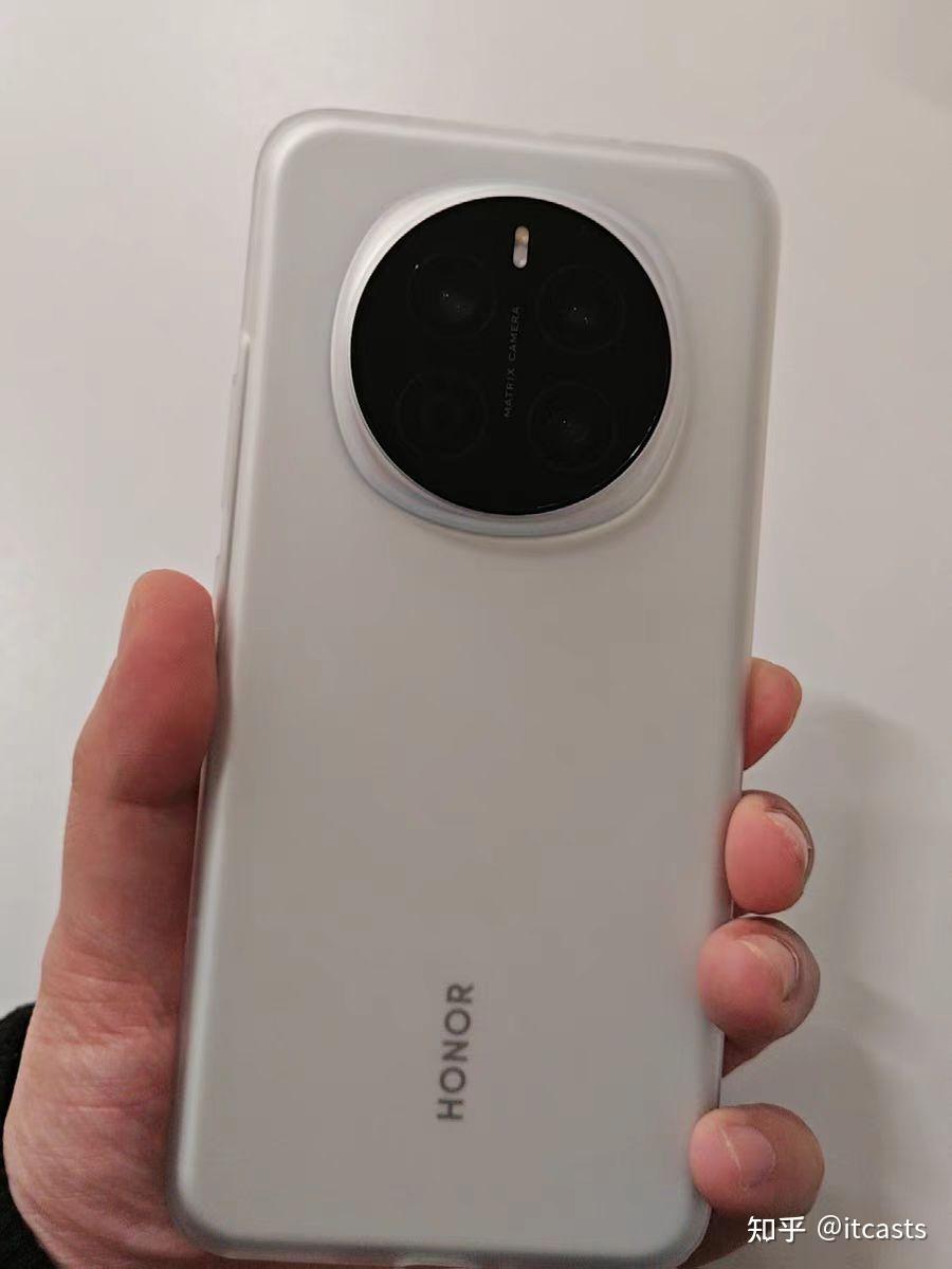 华为Mate70与荣耀Magic7对比 - 知乎