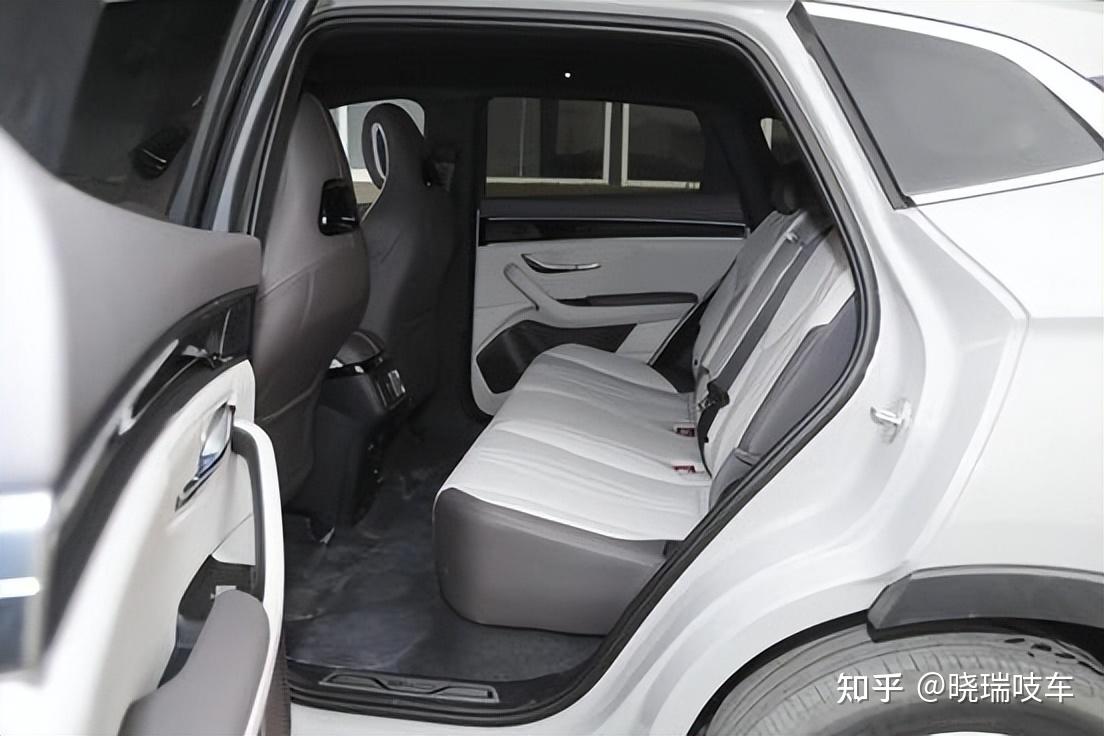 空间、续航、智能都有，长安启源Q07 VS 比亚迪宋PLUS，谁更全面？ - 知乎