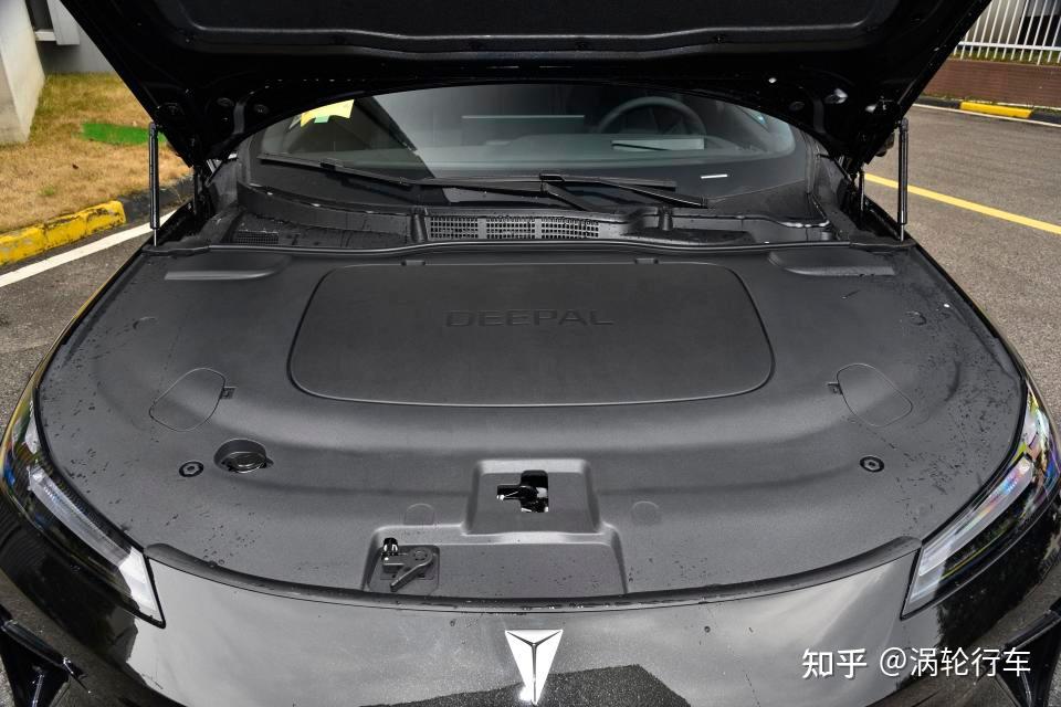 长安也确实上硬菜！全新深蓝L07上市，搭华为乾崑智驾，油耗3.8L - 知乎