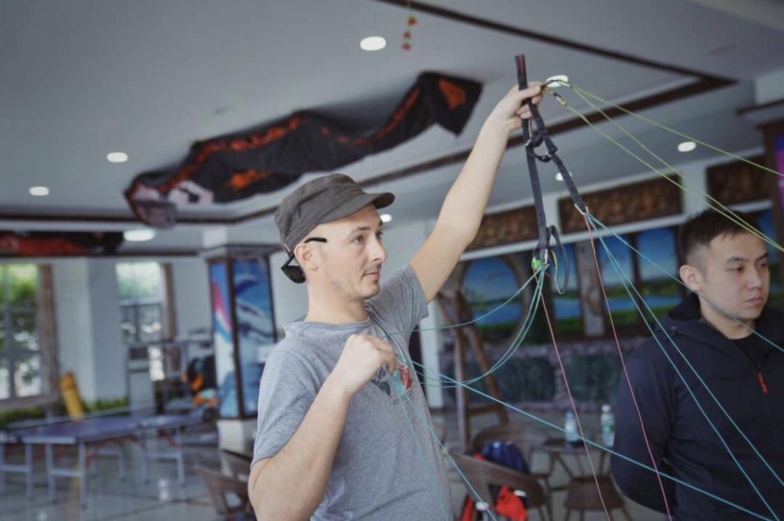 UVOL, 我们不一样 - 知乎