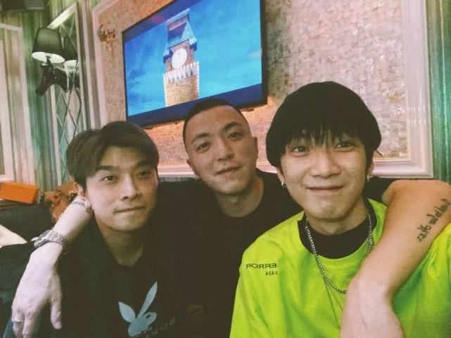 其实 早在17年Tizzy T就不是你的男孩了 - 知乎