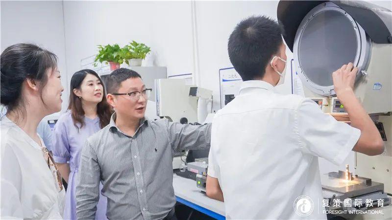 复策ISC EMBA 13期 胡国旗学员企业：江苏铂英特电子科技有限公司考察 - 知乎