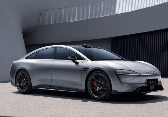 华为+奇瑞，智界S7上市，续航855km，起售价24.98万元 - 知乎