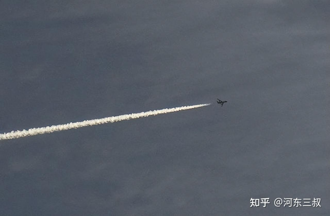 拦不住的无人机，BZK005穿越宫古海峡，无侦7压着F15飞 - 知乎