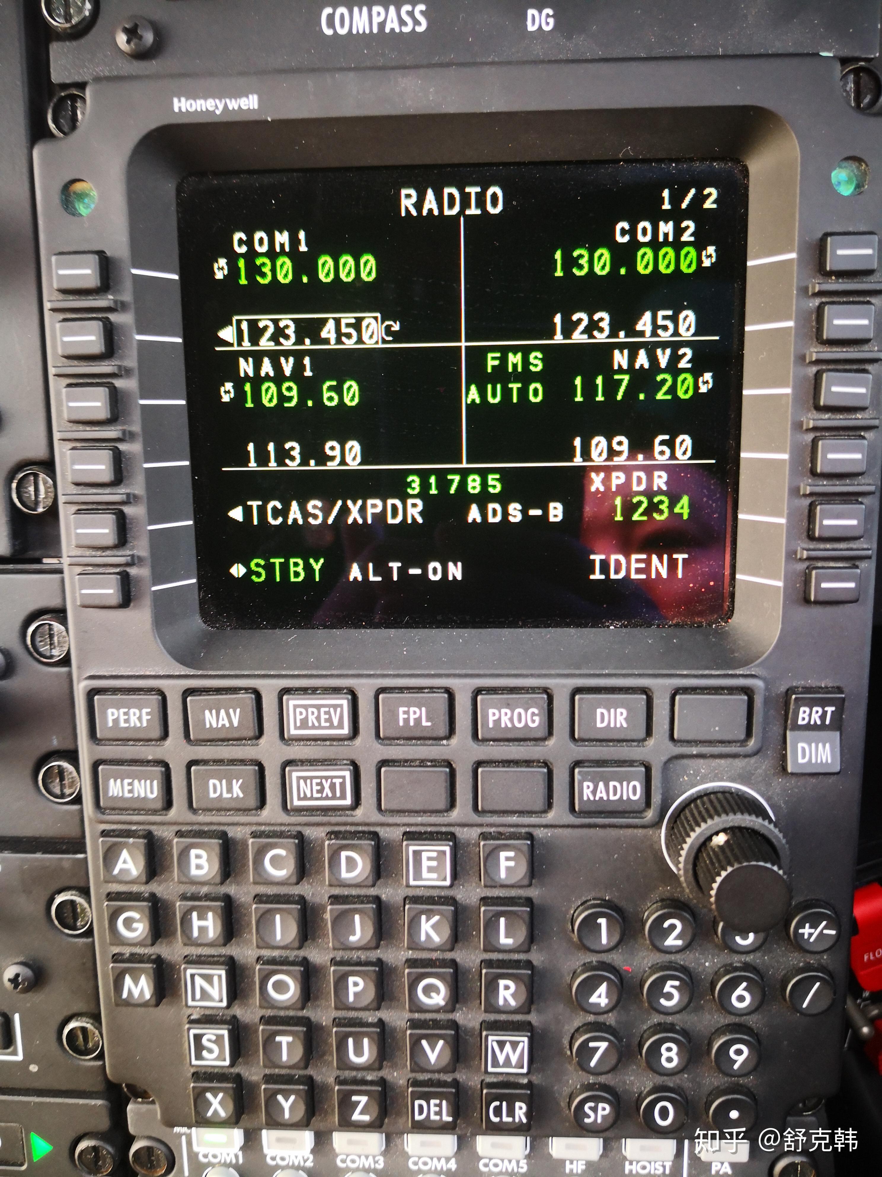 MCDU or FMS，手册要看，实操要练 - 知乎