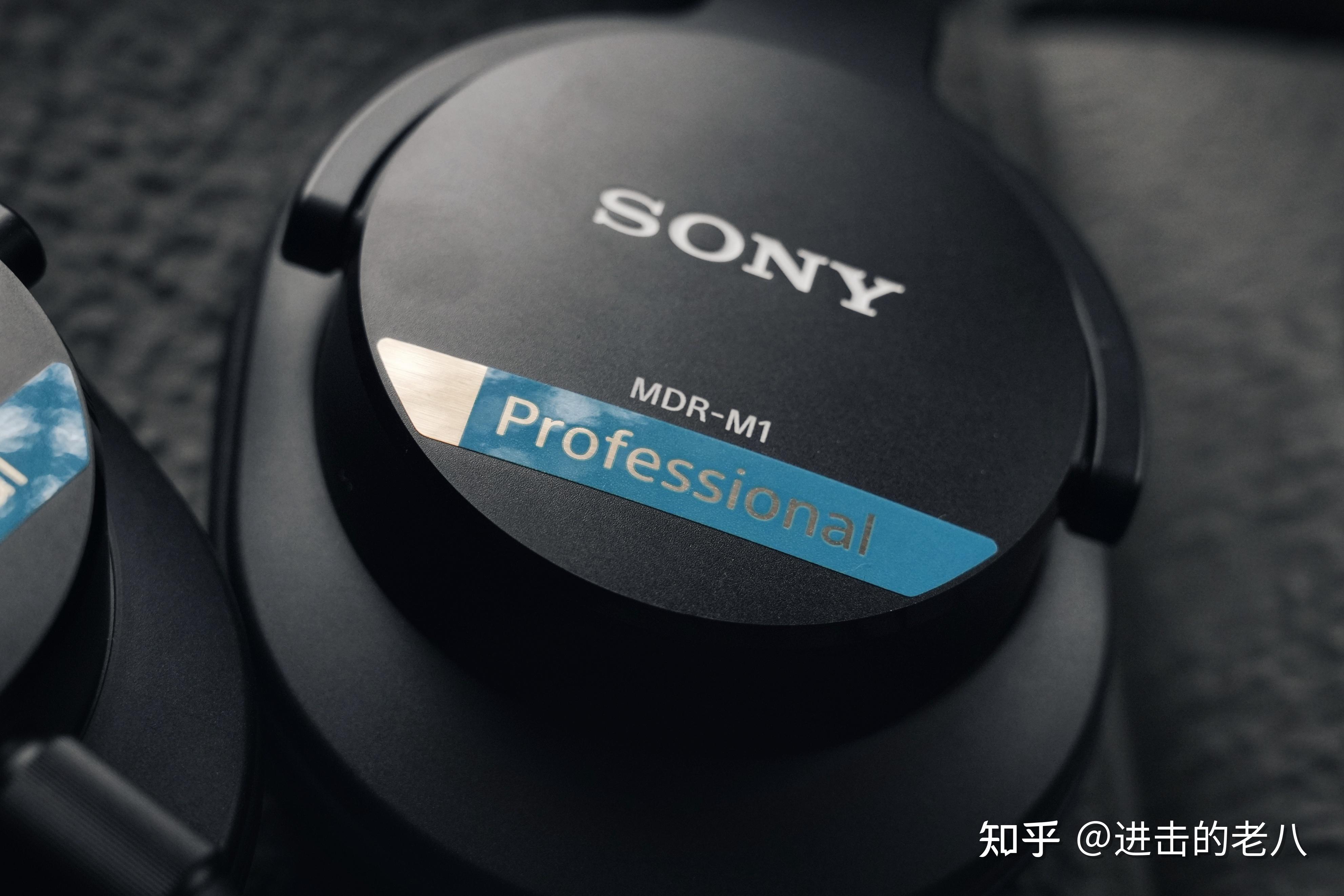 监听江湖，没它还真不行，聊聊索尼的MDR-M1 - 知乎