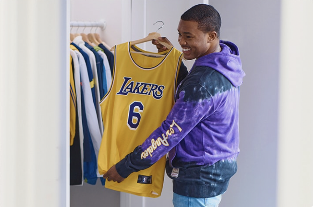 全球最大体育用品零售商Fanatics再融资15亿美元，估值达270亿 - 知乎