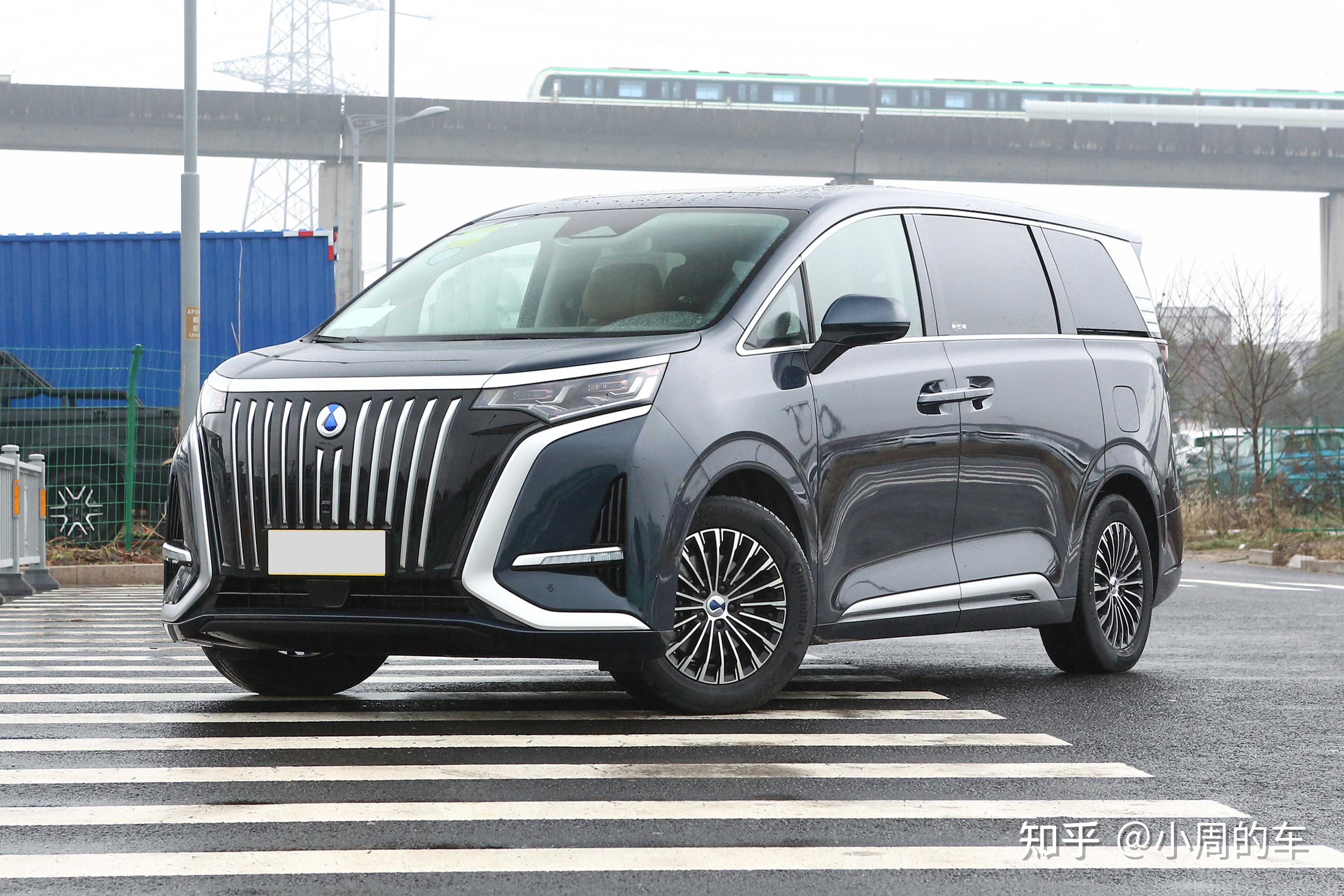 5月MPV市场：别克GL8惊险守住第一，丰田销量破万，艾力绅排第九 - 知乎