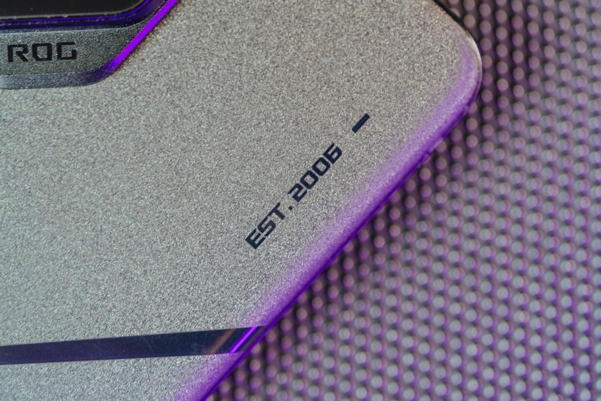 ROG游戏手机8 Pro评测：游戏与摄像一机制霸，全能机目标达成 - 知乎