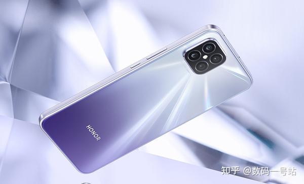 荣耀Play5配置参数盘点，天玑800U+66W快充，拿什么与其他竞品比？